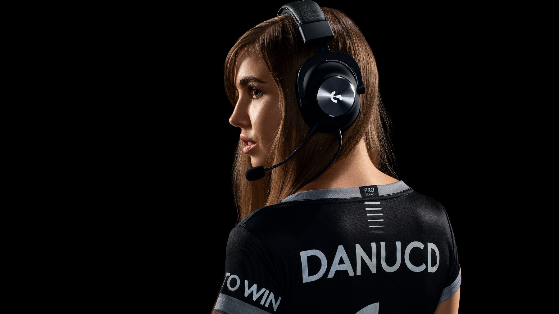 Tai nghe Over-ear Gaming Logitech G Pro Gen 2 (981-000814) - Đà Lạt Laptop